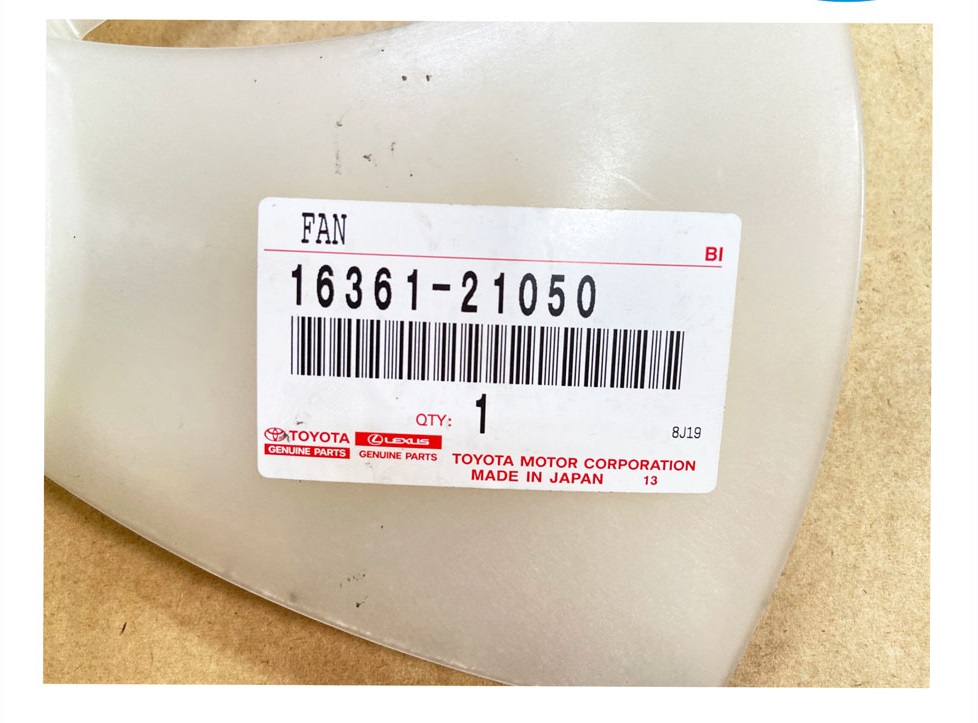 Cánh quạt két nước Toyota Avanza 2020