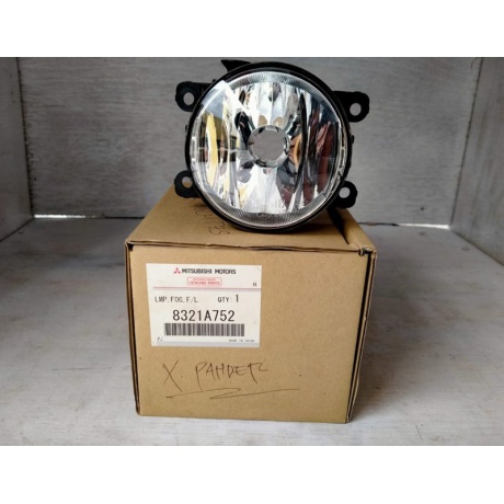 Đen sương mù Mitsubishi Xpander chính hãng nhập khẩu